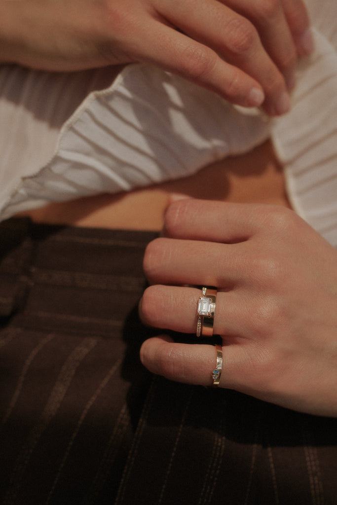 Horizontal Emerald Cut Diamond Monolith Ring – WWAKE