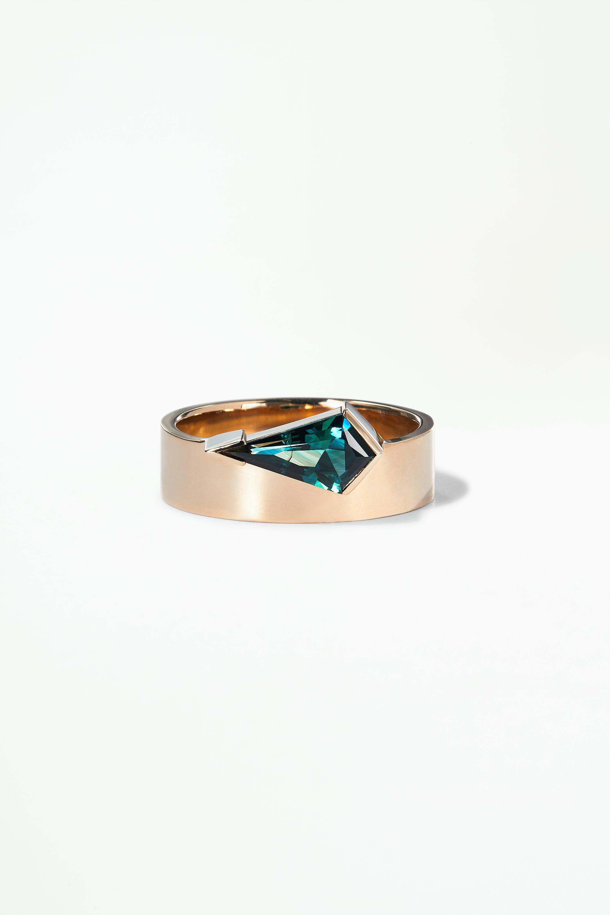 One of a Kind Kite Sapphire Monolith – WWAKE