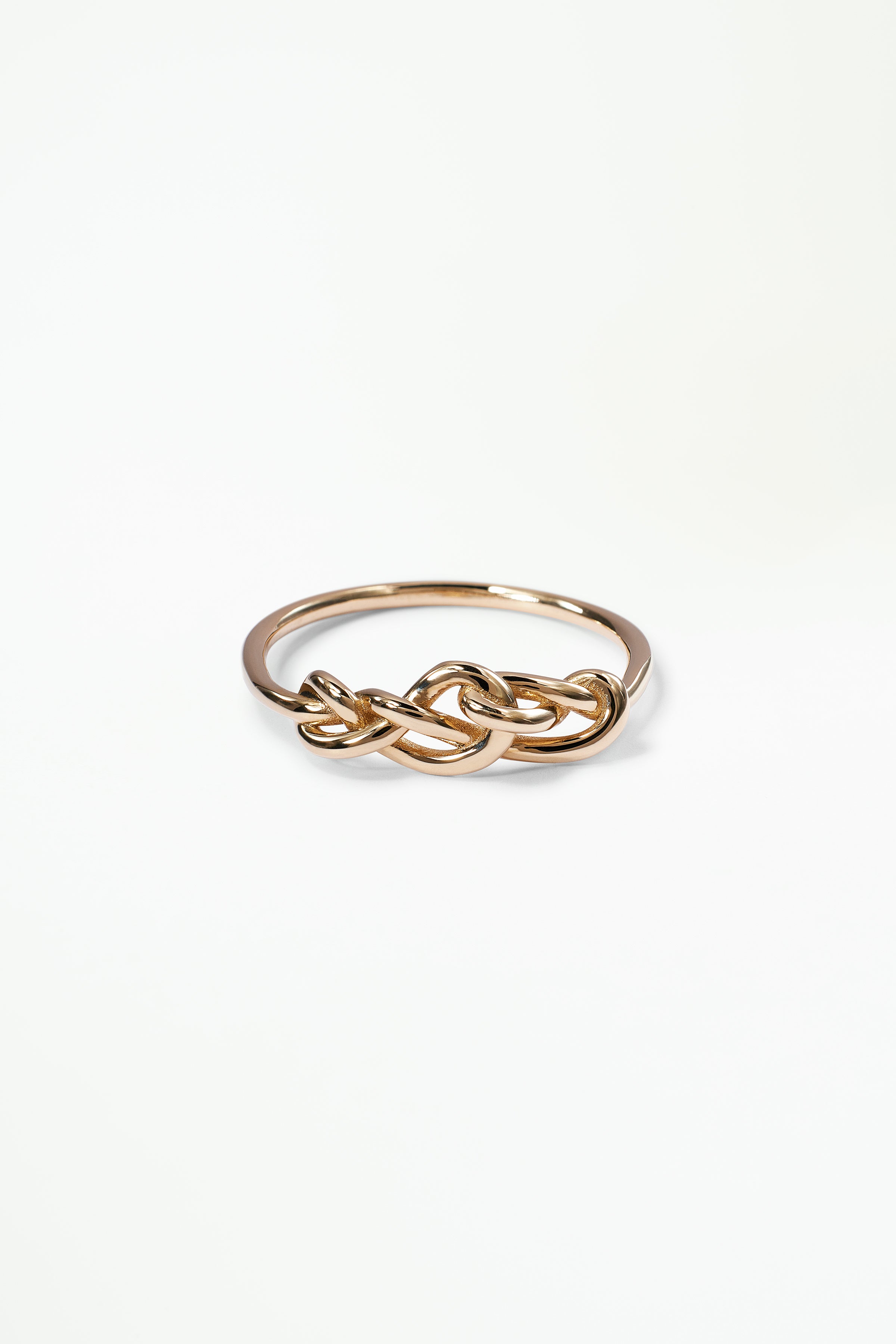 Ghost Hill Ring – WWAKE